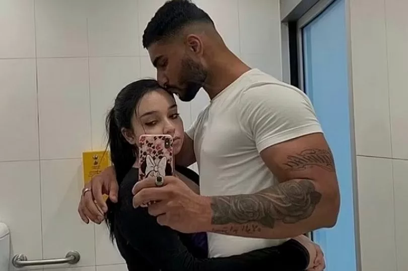 Ea este tânăra de 19 ani, dizolvată de iubit într-o cadă plină cu acid ...