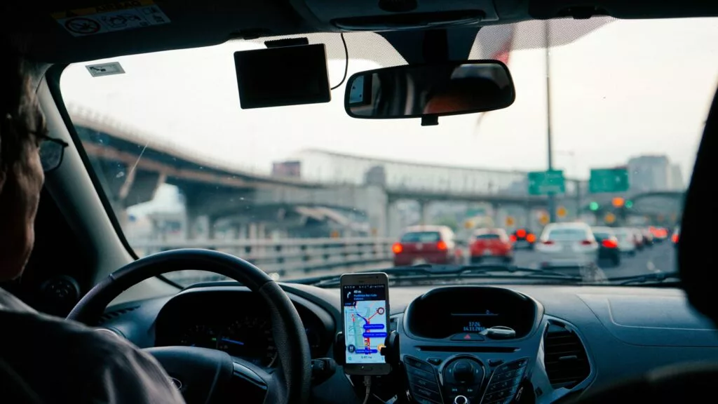 Lovitură pentru șoferii pensionari! Noi reguli stricte la permisul auto ...